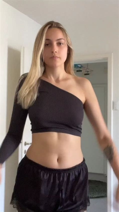 Tiktok Bellybutton Selinab Rworldofbellybutton