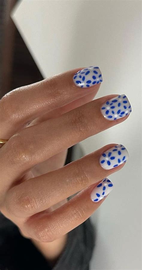 50 Rock Your Style With Trendy Nail Designs Aura Nails With Starry
