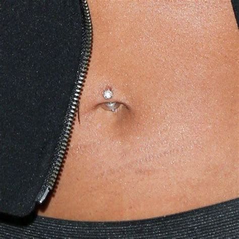 Celebrities With Belly Button Rings
