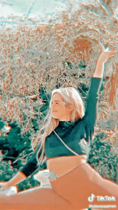 Addison Rae Rare 🔭 Video In 2021 Dance Moms Videos Choreography Videos Aesthetic Editing Apps