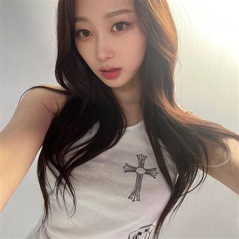 Kpop Girl Groups Korean Girl Groups Kpop Girls Black Mamba Suwon Giselle K Pop Karina