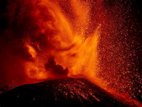 Volcano Scientists Work To Uncover Mount Etna S Secrets Smithsonian