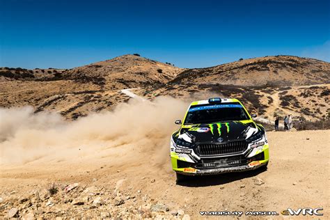 Solberg Oliver Edmondson Elliott Škoda Fabia RS Rally2 Rally