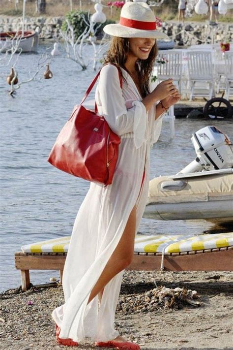 Choisir La Meilleure Robe De Plage Robe De Plage Tenue De Plage