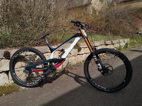 Yt Industries Tues Cf Pro Race Mob Edition Xl Bikemarkt Mtb News De