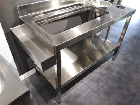 DISEÑO FABRICACIÓN INSTALACIÓN DE ESTACIONES COCTELERÍA EN TODA ESPAÑA