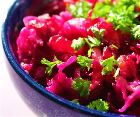 Surówka z kiszonej kapusty i buraków Dieta po 40