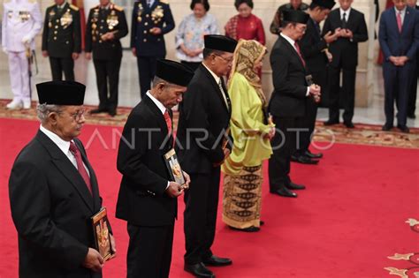 PENGANUGERAHAN GELAR PAHLAWAN NASIONAL ANTARA Foto