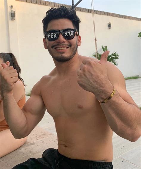 Homens brasileiros nus e safadões 59 Machos ao Natural