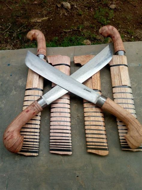 Golok Kerja Serbaguna Tebas Bambu Kayu Kupas Kelapa Baja Per Soren