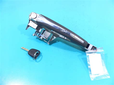KLAMKA PRZÓD LEWA ZEWNĘTRZNA CITROEN C3 PICASSO 08 17 9680168680