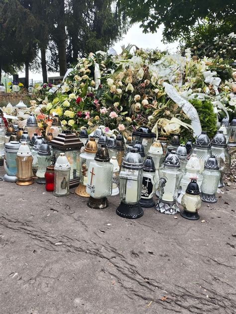 Grób Patryka Peretti tydzień po pogrzebie Jak wygląda Zdjęcia