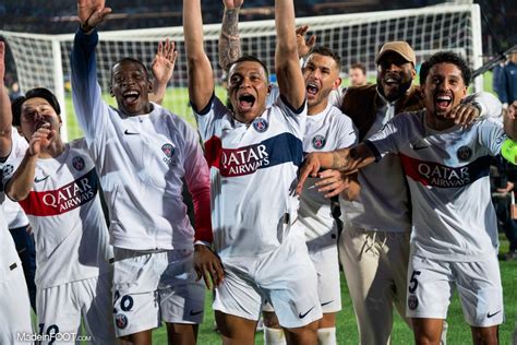 PSG L immense déclaration d amour de Kylian Mbappé Je suis fier d