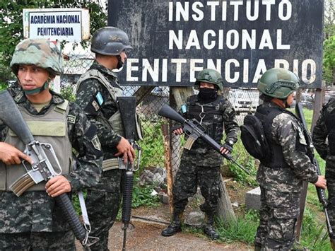 Al menos 41 reclusas muertas en reyerta en cárcel de Honduras