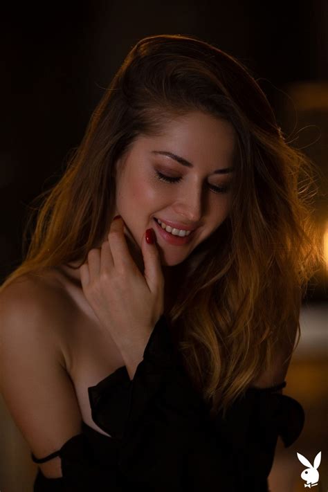 Diana Lark Women Model Brunette Closed Eyes Smiling Women Indoors