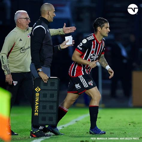 TNT Sports BR on Twitter ELE VOLTOU SÃO PAULINO Pato entrou em