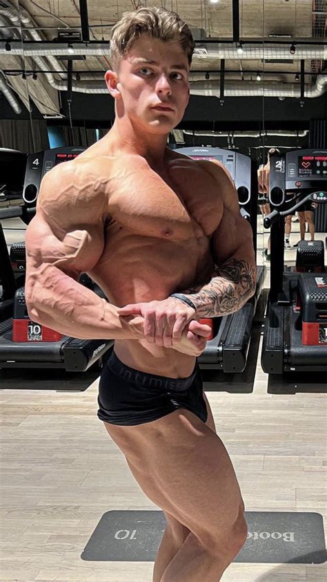 Muscle Worship On Twitter RT Grahamj242 Oliver Prochazka