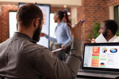 Especialista De Marketing Digital Import Ncia Por Que Contratar