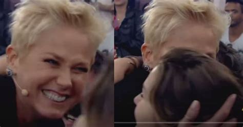 Depois De Beijar O Namorado Xuxa Cumprimenta A Filha Sasha A Minha