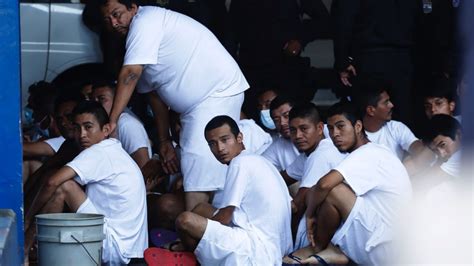 El Congreso de El Salvador extiende el régimen de excepción por 30 días