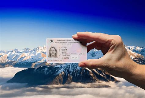 Le nouveau permis conduire suisse 2023 nouveau look et sécurité