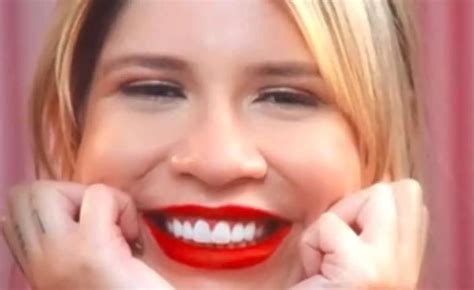 Filho de Marília Mendonça surge doando roupas pro RS amor 180graus