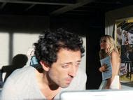 Un Bonheur N Arrive Jamais Seul Nude Pics Page