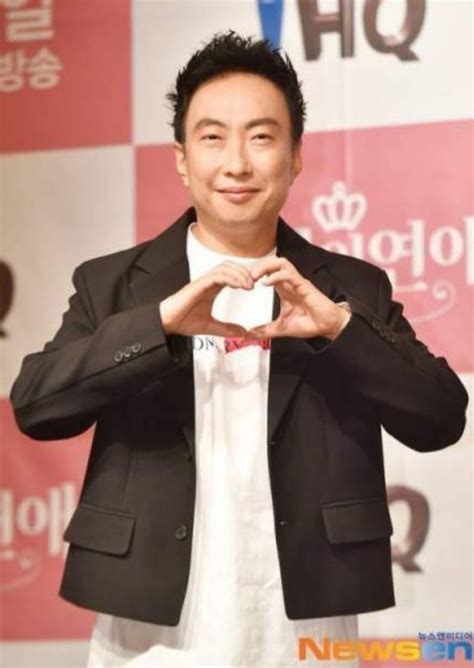 On Twitter Kyungsoo Was Praised By Comedian Park Myung Soo Said