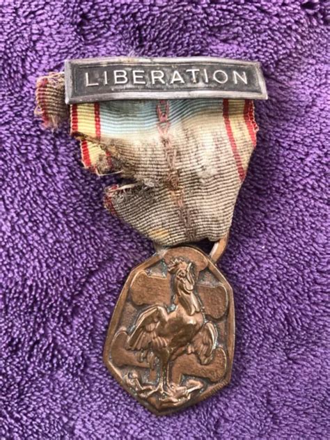 Ancienne M Daille Comm Morative De La Guerre Ere