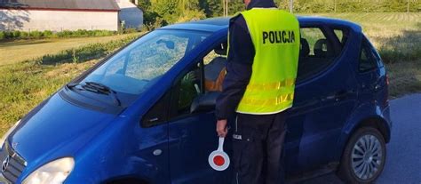 Bydgoszcz Policjanci jechali do stłuczki przy ul Grunwaldzkiej ale