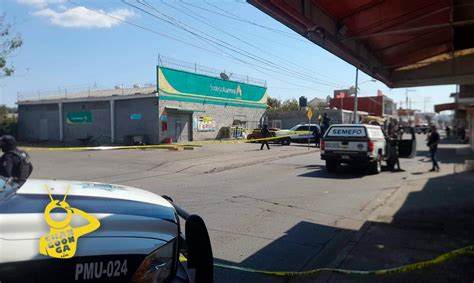 Uruapan Motosicarios Balean A Hombre Afuera De Aurrera Changoonga