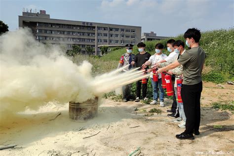 强化消防意识 共筑安全防线 保卫处开展5 12消防安全宣传暨灭火演练活动