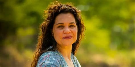 ELAS POR ELAS É ela Helena Isabel Teixeira comemora papel na