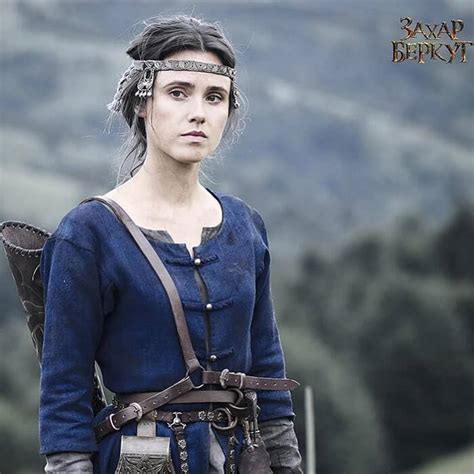 Hot Poppy Drayton Photos Will Make Your Day Better Thblog