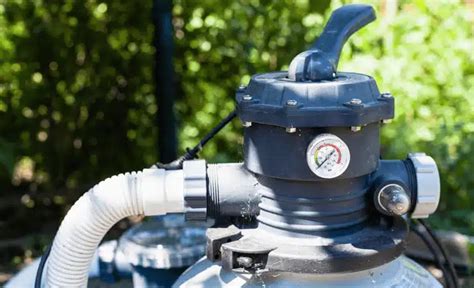 Comment réparer une pompe de piscine sans débit BricoMag