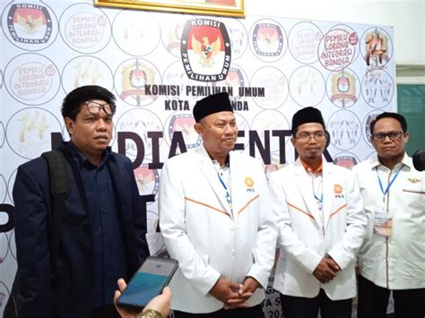Sempat Terkendala Teknis Pks Jadi Parpol Pertama Daftarkan Caleg Ke