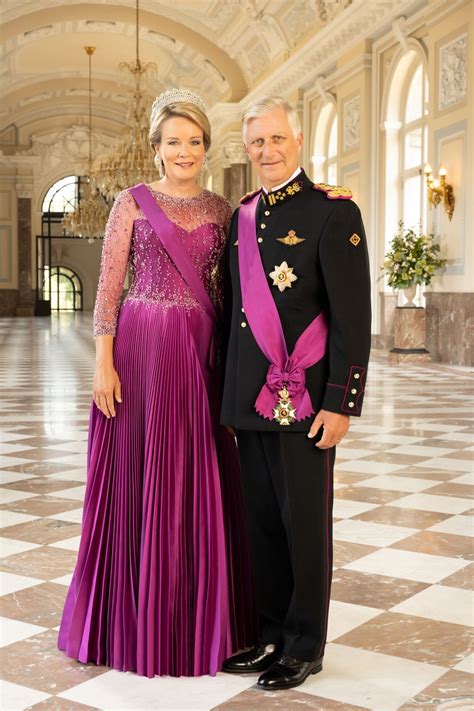 Belgium S Queen Mathilde Wows In Pink Sparkly Dress And Tiara To Mark