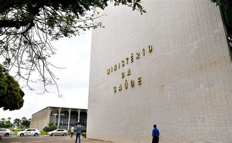 Ministério da Saúde investiga primeiras mortes suspeitas por febre