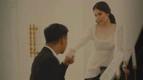 Sosok Asyifa Dewi Menantu Wakapolri Komjen Agus Andrianto Selebgram
