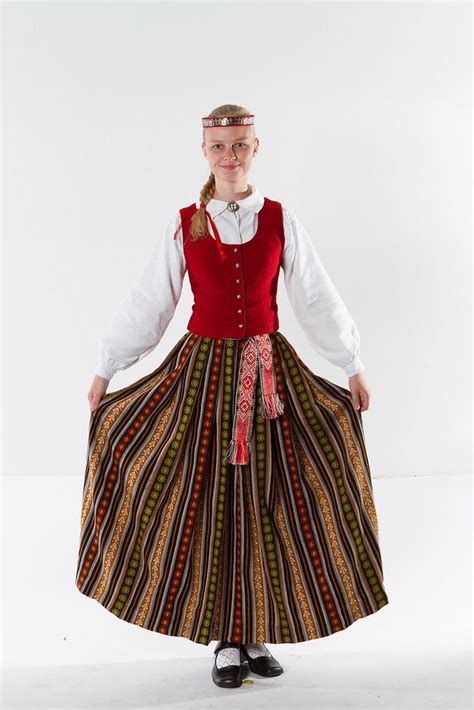 Latvie U Tautas T Rpi Latvian Folk Costumes Lettonia