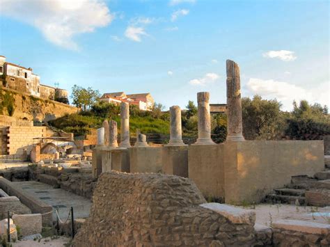 La Storia Del Teatro Romano Gioiello Di Sessa Aurunca