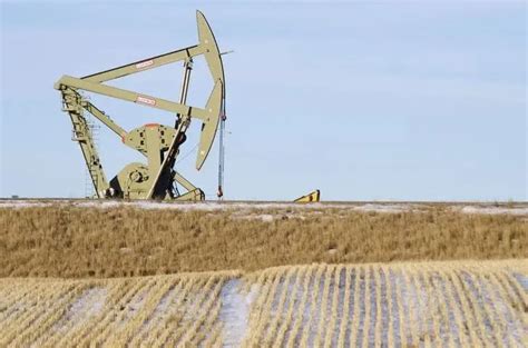 El petróleo de Texas abre con una bajada del 1 18