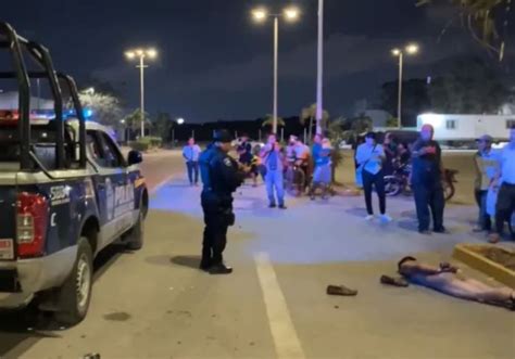 Video Sujeto que presuntamente robó a una mujer fue desnudado y