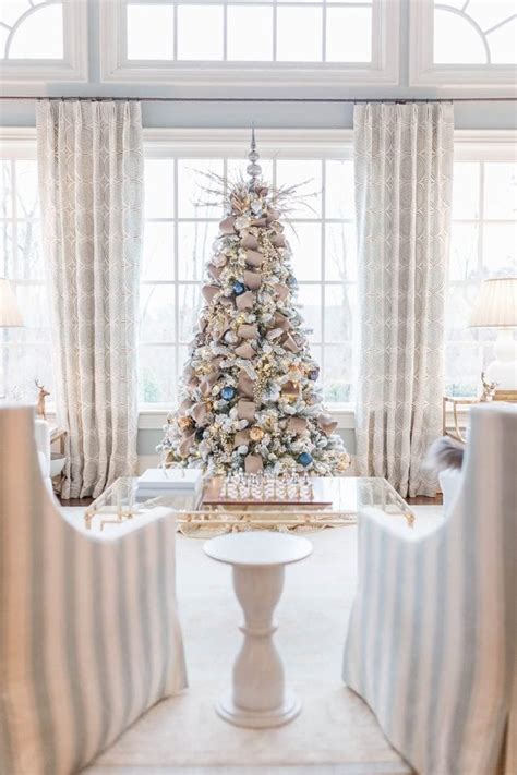 Ideas For How To Decorate A Flocked Christmas Tree Bluegraygal