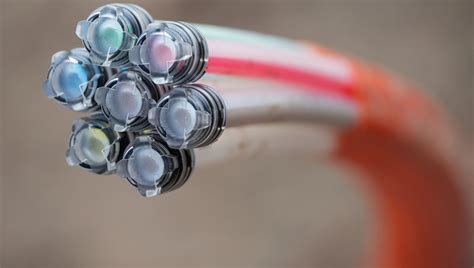 La fibra ottica per monitorare i terremoti in Italia Cos è e come