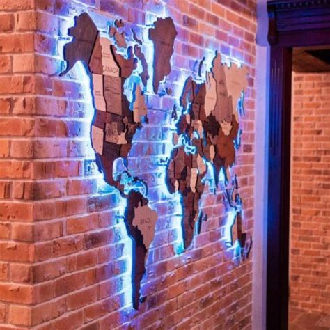 Déco murale 3D de carte du monde en bois avec éclairage LED RVB