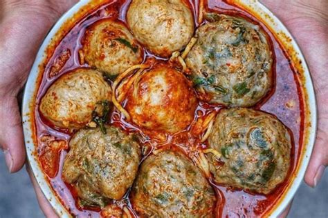 Ngeunah Pisan Euy 5 Rekomendasi Tempat Kuliner Bakso Terenak Di Dago