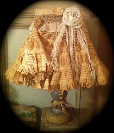 3 Fabulous Tricks Old Lamp Shades How To Make Repurposed Lamp Shades