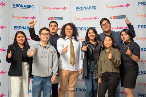 Sé uno de los 10 000 ganadores de Beca 18 Postula desde hoy a Etapa