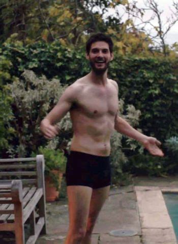 Ben Barnes Underwear Shirtless Gay Or Girlfriend Famewatcher